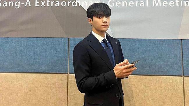 Jadi Salah Satu Top Visual K-Pop Generasi Dua, Simak Deretan Fakta ...