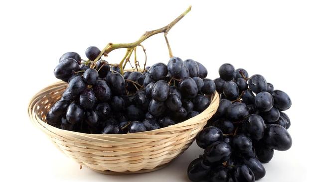 10 Manfaat Tak Terduga dari Anggur Hitam, Bagus untuk Pertumbuhan ...