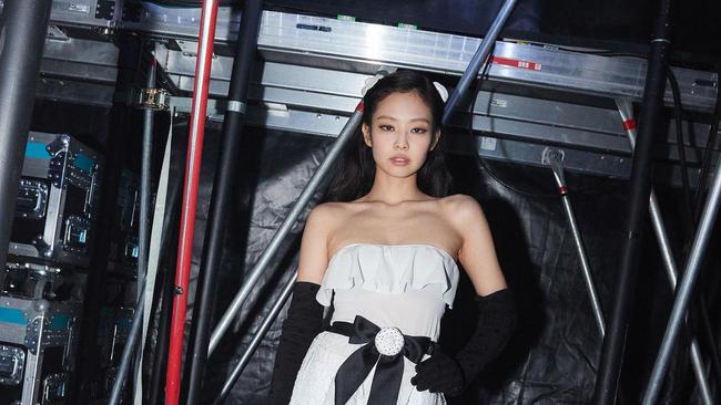 Inspirasi Fashion Balletcore ala Idol K-Pop yang Elegan Nan Manis, Ada ...