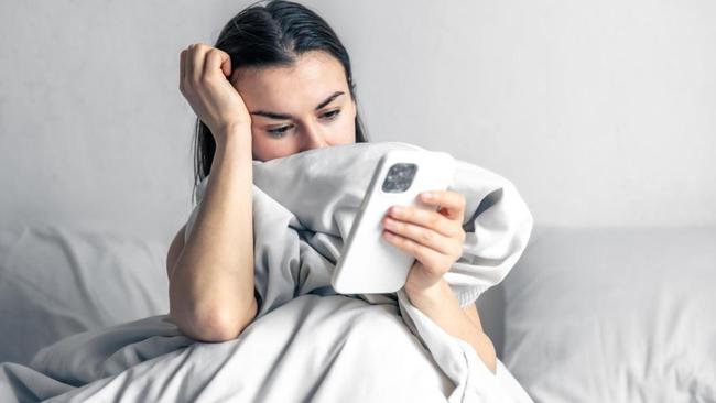 Sleep Call Ramai di Kalangan Gen Z, Ternyata Punya 3 Dampak Bahaya Ini ...