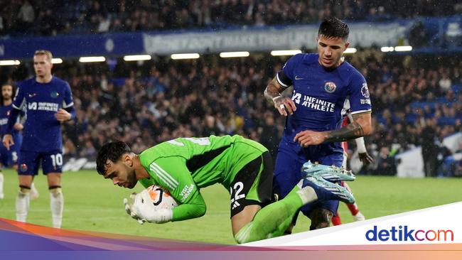 Pochettino: Saya Akan 'Dibunuh' jika Tak Mainkan Caicedo dan Enzo