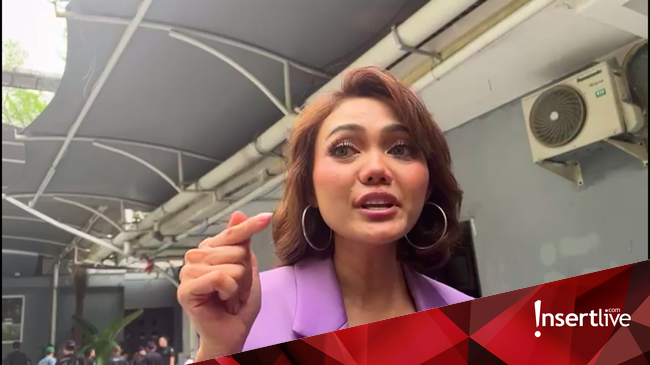 Rina Nose Mengaku Tak Masalah Ketika Harus LDR dengan Suami
