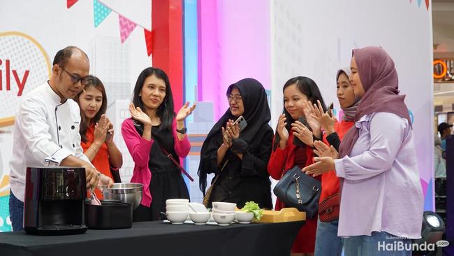 7 Potret Cooking Demo Philips hingga Lomba Drummer Cilik di LazMall ...