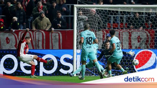 Antwerp Vs Barcelona: Barca Kalah 2-3, tapi Finis Juara Grup H