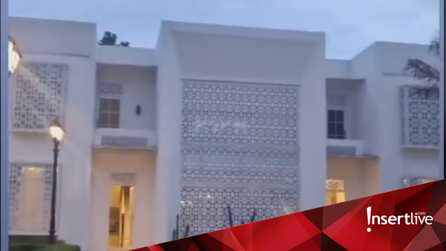 Potret Rumah Baru Supermewah Ustaz Solmed & April Jasmine yang Jadi Sorotan