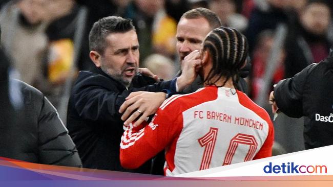 Foto: Muka Sane Dihantam Pelatih Tim Lawan Saat Bayern Vs Union Berlin