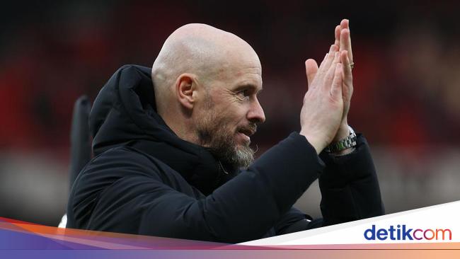 Owen: Ten Hag Pantas Dipecat MU