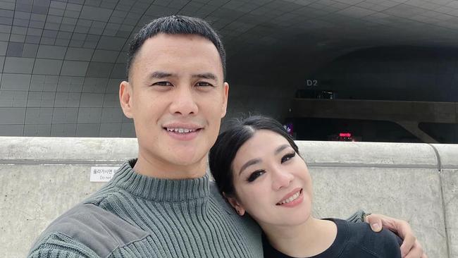 5 Potret Choky Sitohang dan Istri yang Jarang Tersorot, Awet Nikah 13 ...