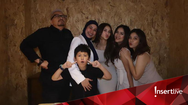 Istri & Mantan Ferry Maryadi Akur, 7 Potret Keakraban Deswita dan Risma ...