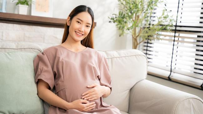 Posisi Janin 4 Bulan, Perkembangan, dan Ciri-ciri Kehamilan yang Sehat