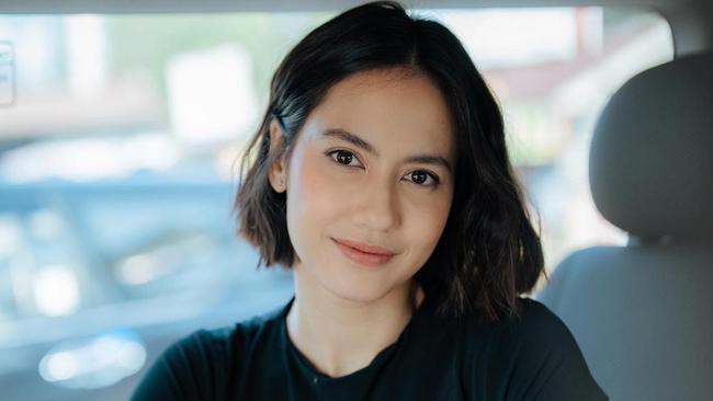 5 Potret Pevita Pearce dengan Gaya Rambut Pendek Bob - Foto 1