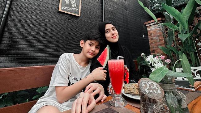 7 Potret King Faaz yang Baru Nambah Hafalan Al-Qur'an Juz 29 dan 30 - Foto 1