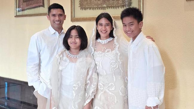 7 Potret Lebaran Dian Sastro & Keluarga, Penampilan Terbaru Sang Putri ...