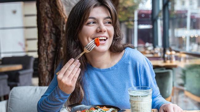 Butuh Mood Booster? Ini 5 Makanan yang Bisa Meningkatkan Rasa Semangat Butuh Mood Booster? Ini 5 Makanan yang Bisa Meningkatkan Rasa Semangat