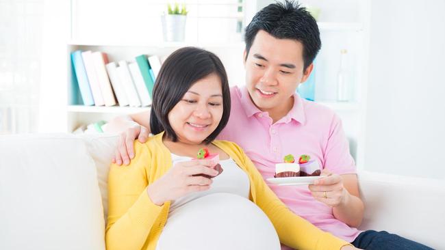 Ngidam Makanan Manis Pertanda Hamil Anak Perempuan, Ini Faktanya ...