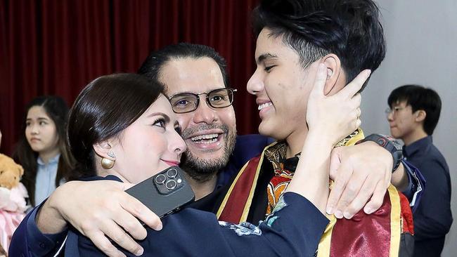 Terpopuler: Potret Cut Keke Bersama Putranya Xavier Bawazier yang Baru ...