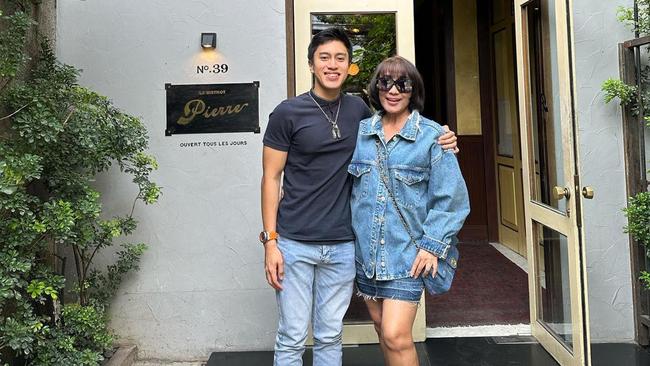 7 Potret Yayuk Suseno Bersama Sang Putra Ragahdo yang Jadi Jaksa dan ...