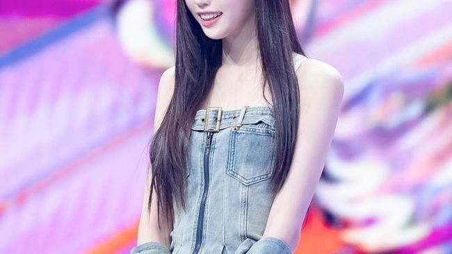 5 Idol K-Pop Kelahiran Tahun 2008, Terbaru Ada Jeong Saebi 'izna'! - Foto 1