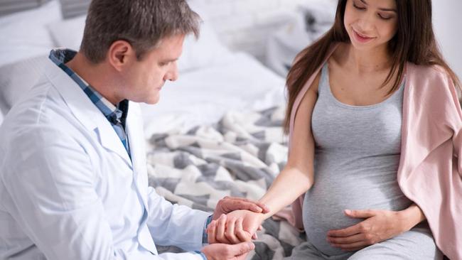 Ketahui Perbedaan Akupresur dan Akupuntur Beserta Manfaatnya untuk Ibu ...