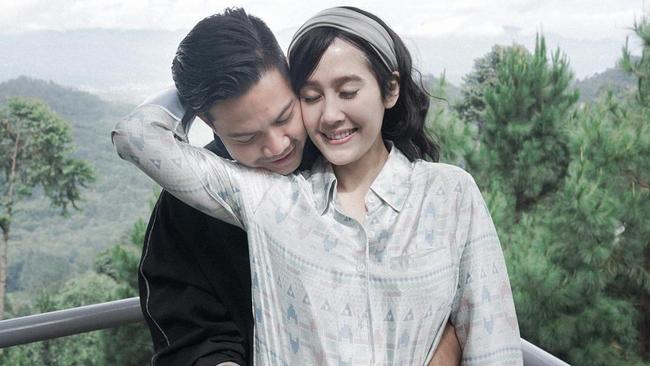 7 Potret Romantis Ardina Rasti dan Arie Dwi Andhika, Menikah Rasa Sahabat - Foto 1