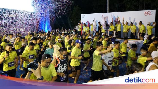 Ribuan Orang Ikut Lomba Lari Digiland 2024 - Foto 5