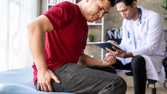 Mengenal Penyebab dan Gejala Prostatitis yang Bisa Ganggu Kesuburan Ayah