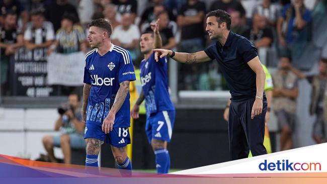 Disikat Juventus, Como Sadar Diri Disikat Juventus, Como Sadar Diri