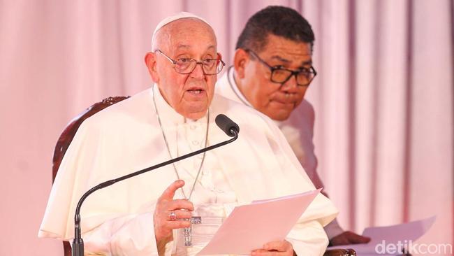 Jadwal Lengkap Susunan Acara Misa bersama Paus Fransiskus hingga Rute Drop Off di GBK Jakarta