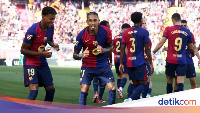 Hansi Flick: Barcelona Bisa Juara Liga Champions! Hansi Flick: Barcelona Bisa Juara Liga Champions!