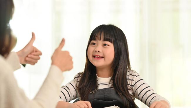 Narrative Text: Pengertian, Ciri, Jenis, Struktur, dan Contohnya