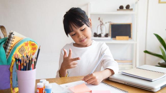 15 Contoh Soal Rotasi Beserta Kunci Jawaban dan Pembahasannya