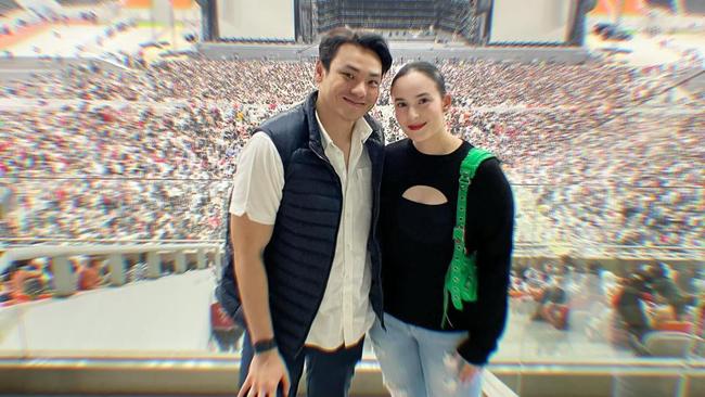 5 Potret Chelsea Islan bersama Suami yang Jarang Tersorot - Foto 1
