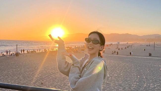 7 Gaya OOTD Han Ji Hyun yang Cocok untuk Daily Look, Penulis Cantik 'No ...
