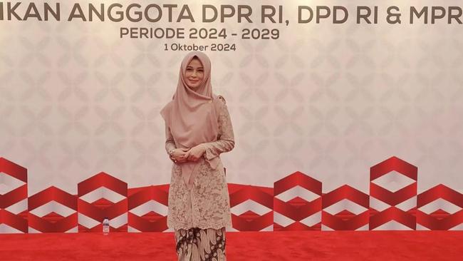 5 Potret Jihan Fahira Ratu Sinetron Era 2000-an, Kini Sibuk Jadi Anggota DPD RI - Foto 1