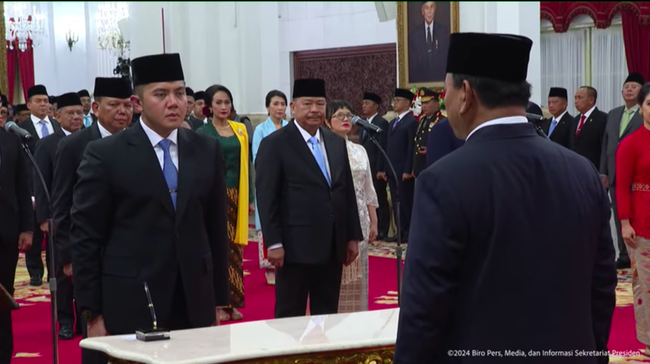 Mayor Teddy Diangkat Prabowo Jadi Sekretaris Kabinet, Ini Profil dan Besaran Gajinya...