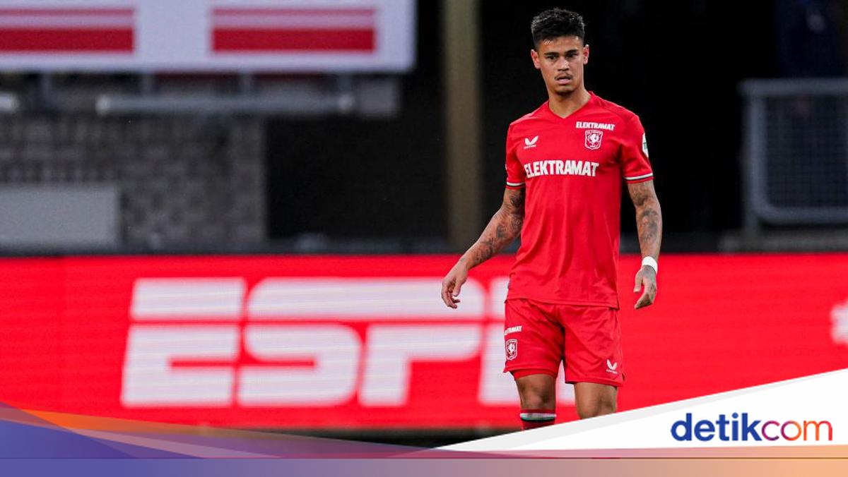 Keputusan Twente Bekukan Mees Hilgers Dikecam Keras!