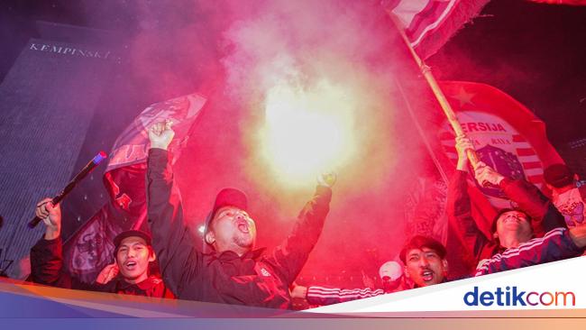 Momen The Jak Mania Rayakan HUT Persija