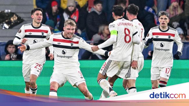 Jika MU Juara Liga Europa...