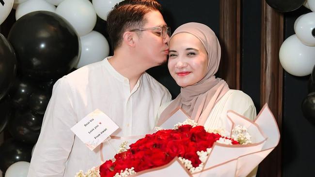 5 Potret Momen Ultah Zaskia Sungkar, Diberi Kejutan oleh Sahabat & Sang ...