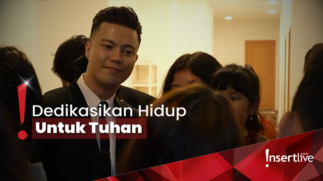 Pesona Pendeta Marcel Saraeng yang Jadi Idola Baru Jemaat Gereja