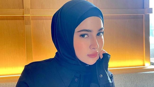 5 Potret Miskah Shafa Istri dr. Yislam Aljaidi, Kini Ikut Sang Suami yang Ditempatkan di ...