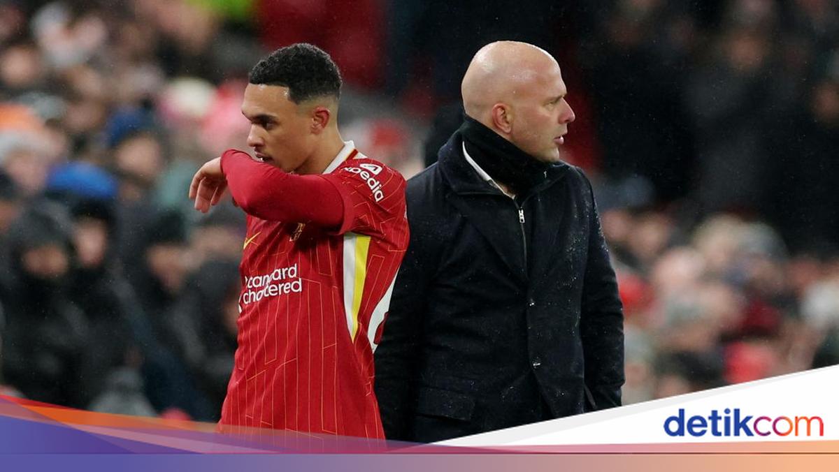 Tak Risau Alexander-Arnold Pergi, Slot Yakin Temukan Pengganti