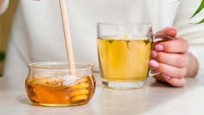 Rutin Konsumsi Air Madu Hangat di Pagi Hari, Ini 10 Manfaatnya untuk ...