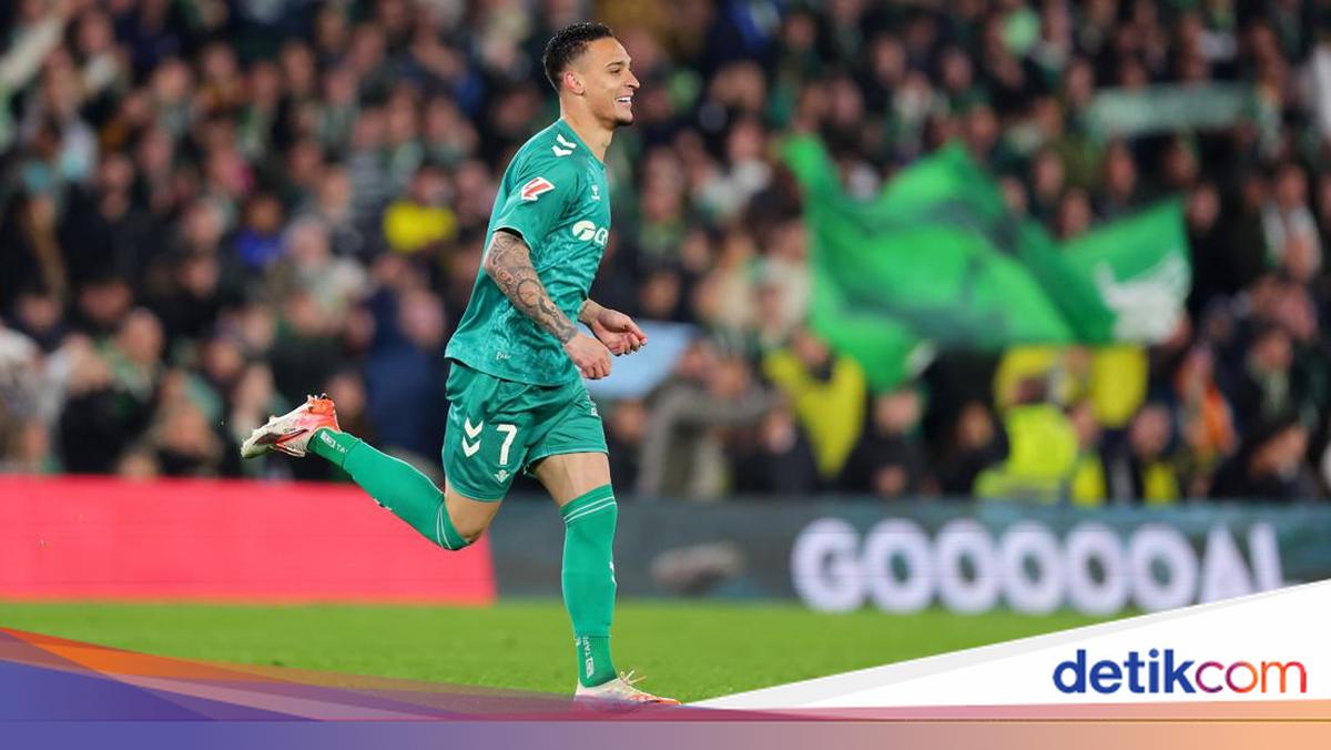 Mau Berapa Gol di Real Betis, Antony?