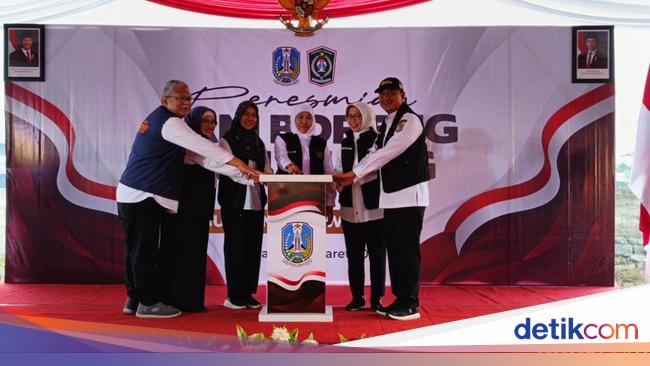 Gubernur Khofifah Resmikan Dam Boreng Lumajang