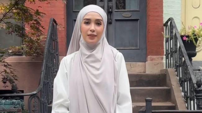 OOTD Bukber Hijab Simpel ala Selebgram Hamidah Rachmayanti - Foto 1