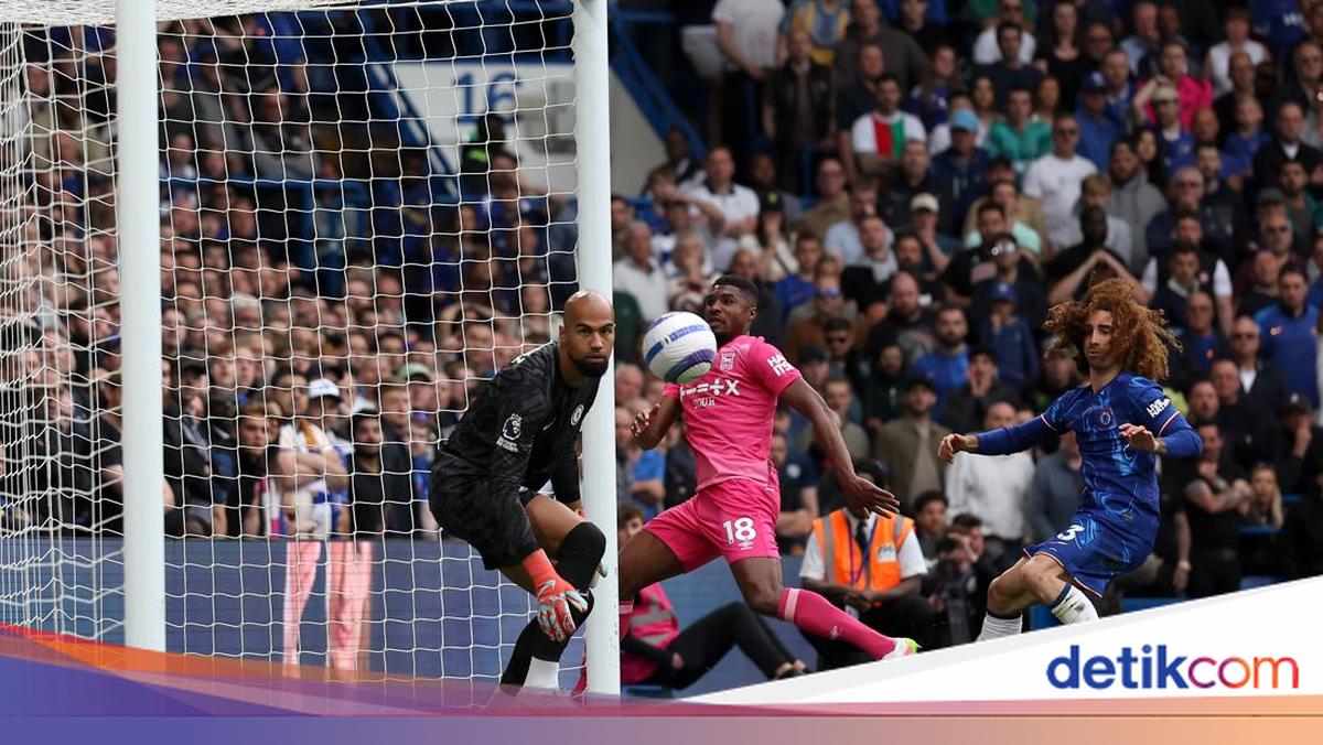 Chelsea Vs Ipswich Town: The Blues Disikat 0-2 di Babak Pertama