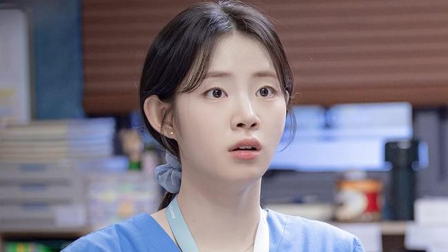 4 Fakta Menarik Shin Si Ah, Pemeran Pyo Nam Kyung di Drakor Resident Playbook