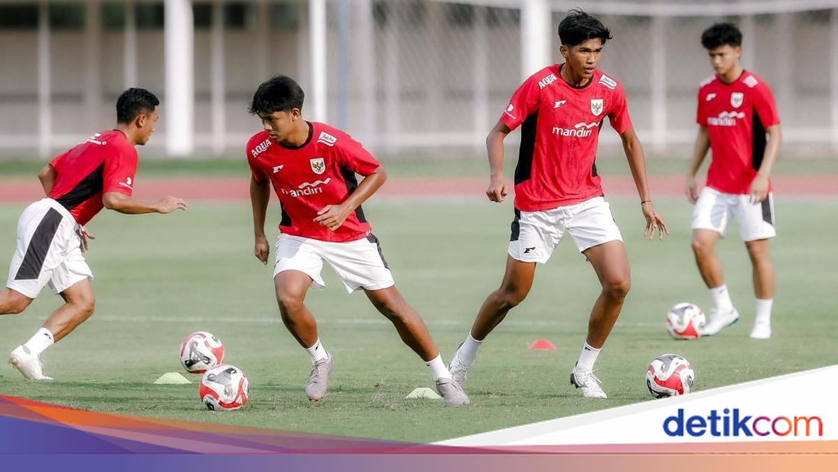 Susunan Lengkap Tim Pelatih Timnas Indonesia U-23, Ada Simon Tahamata