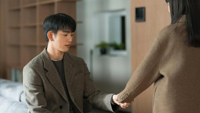 5 Hal yang Membuat Karakter Lee Ho Su Bikin Kagum di Drakor Our ...